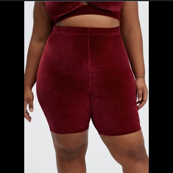 Fabletics | Shorts | New Fabletics High Waisted Velour Bike Short In ...
